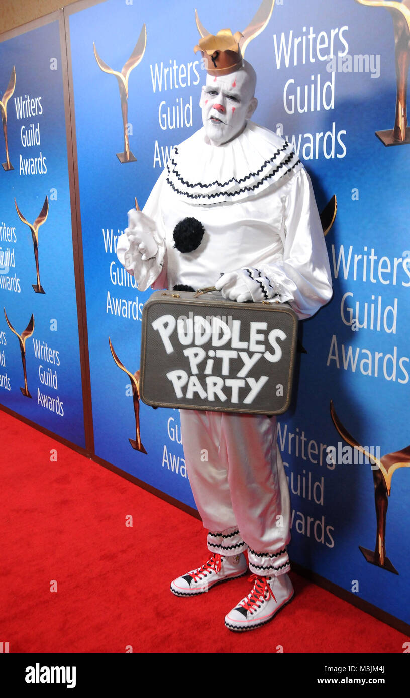 Puddles clown hi-res stock photography and images - Alamy