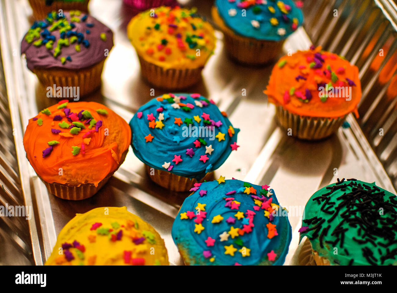 Cakes deserts hi-res stock photography and images - Alamy
