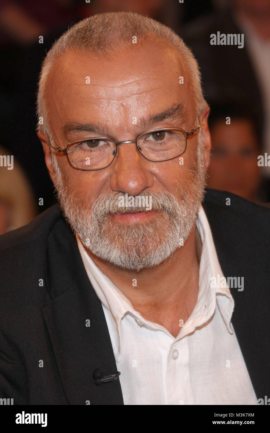 Dr arnold hi-res stock photography and images - Alamy