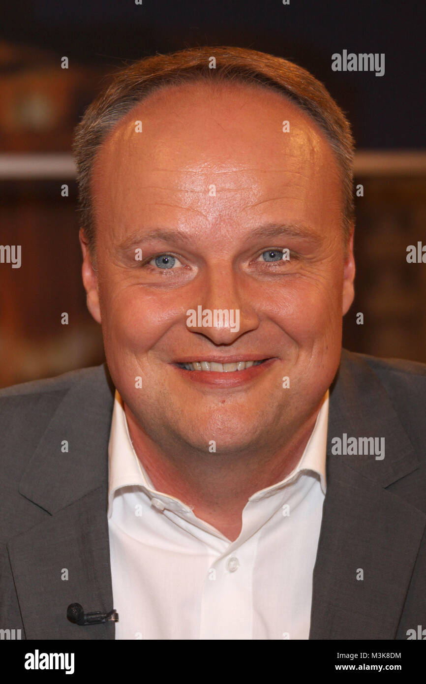 Oliver Welke High Resolution Stock Photography and Images - Alamy