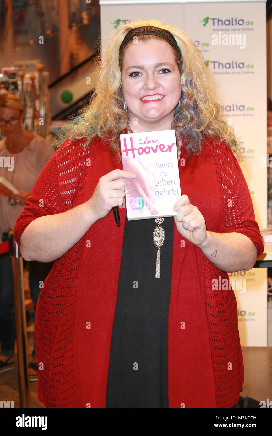 Colleen Hoover