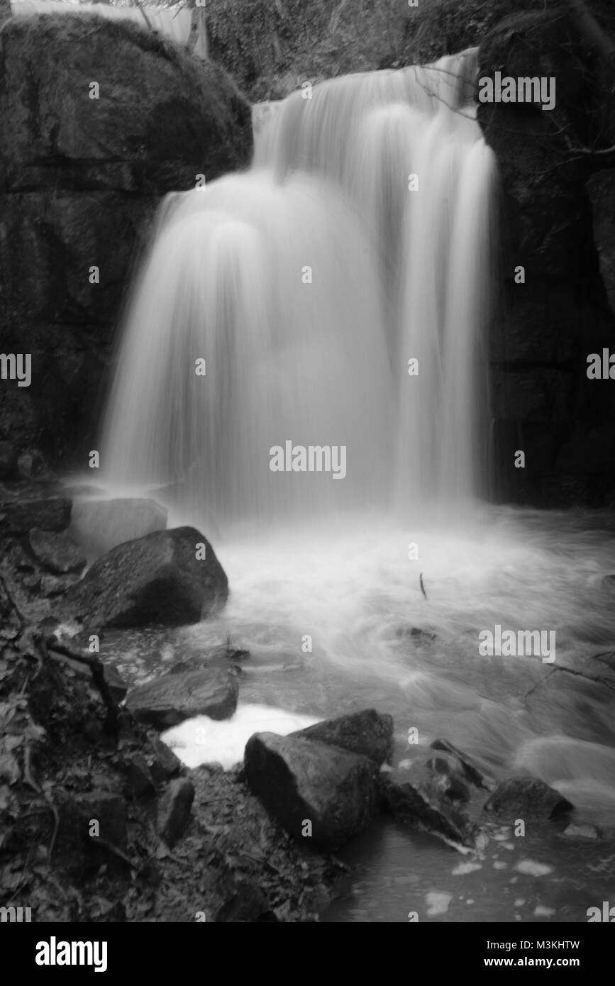 Lumsdale fall, Matlock Derbyshire Stock Photo - Alamy