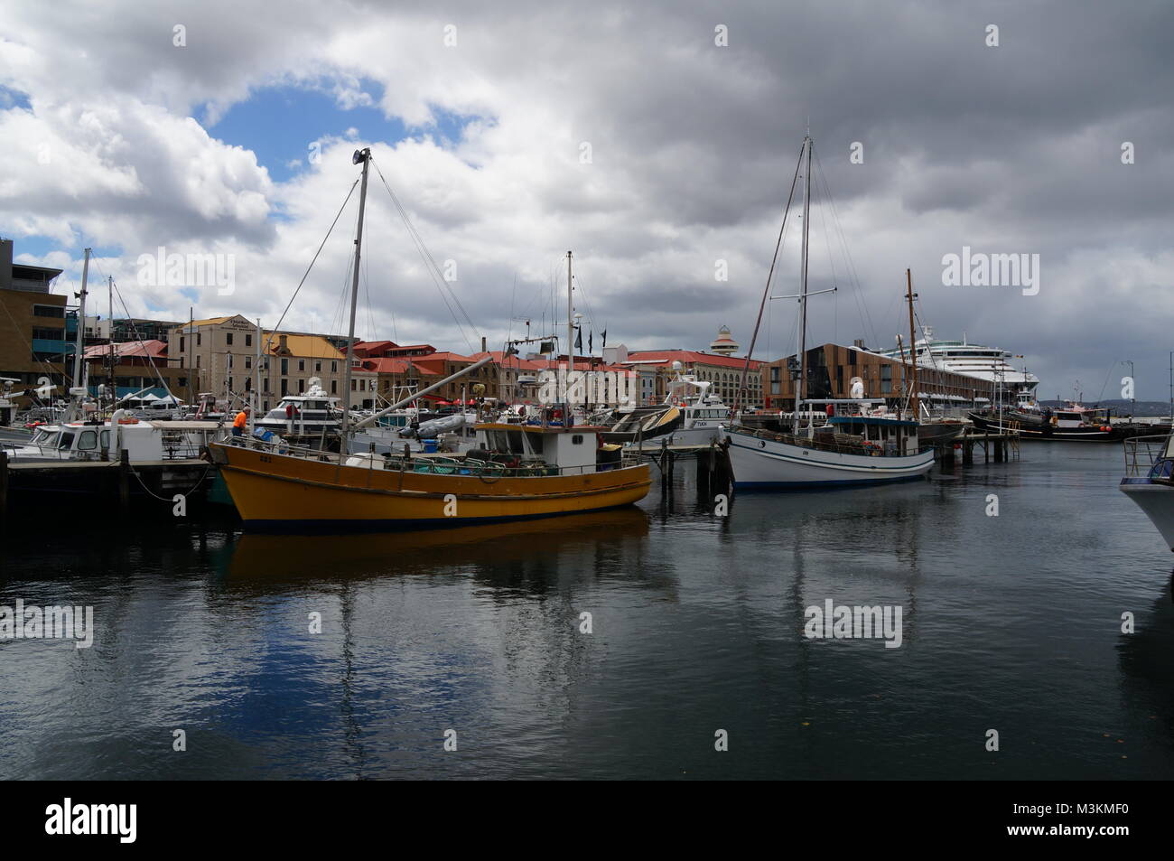 Hobart harbour hi-res stock photography and images - Alamy