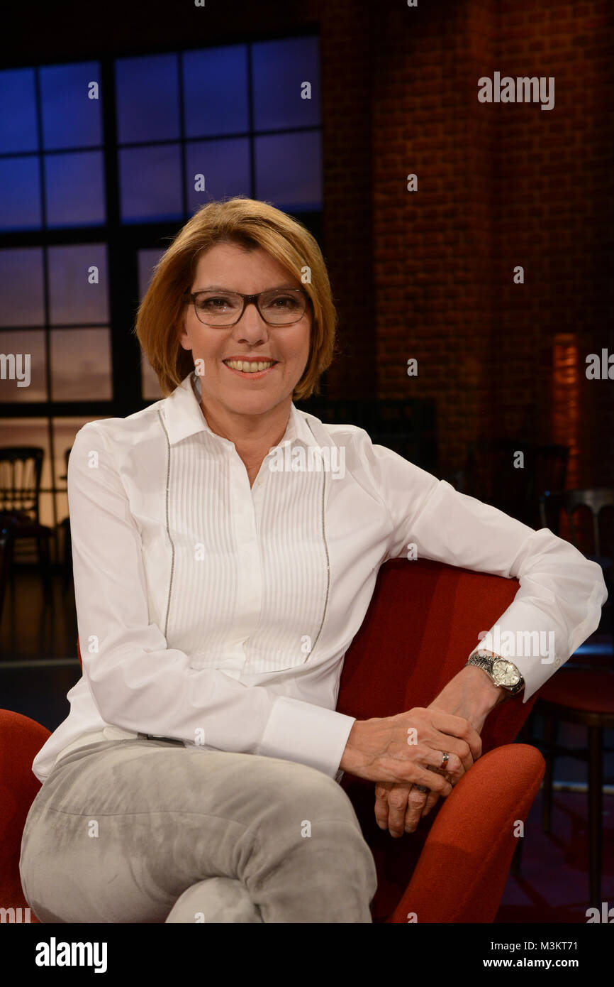 Deutsche moderatorin hi-res stock photography and images - Alamy