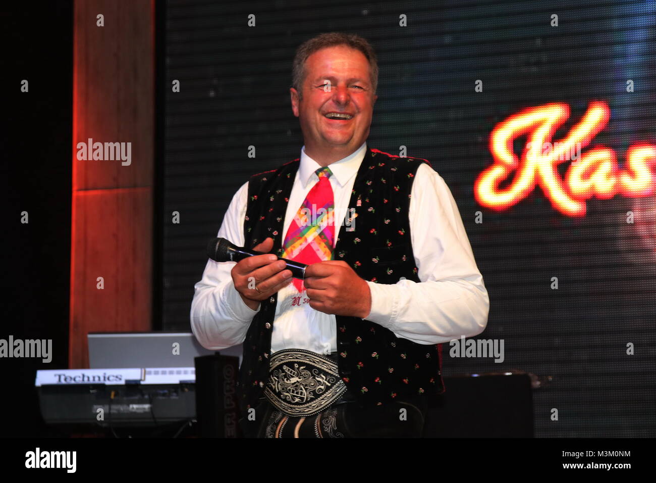 Norbert rier kastelruther spatzen hi-res stock photography and images ...