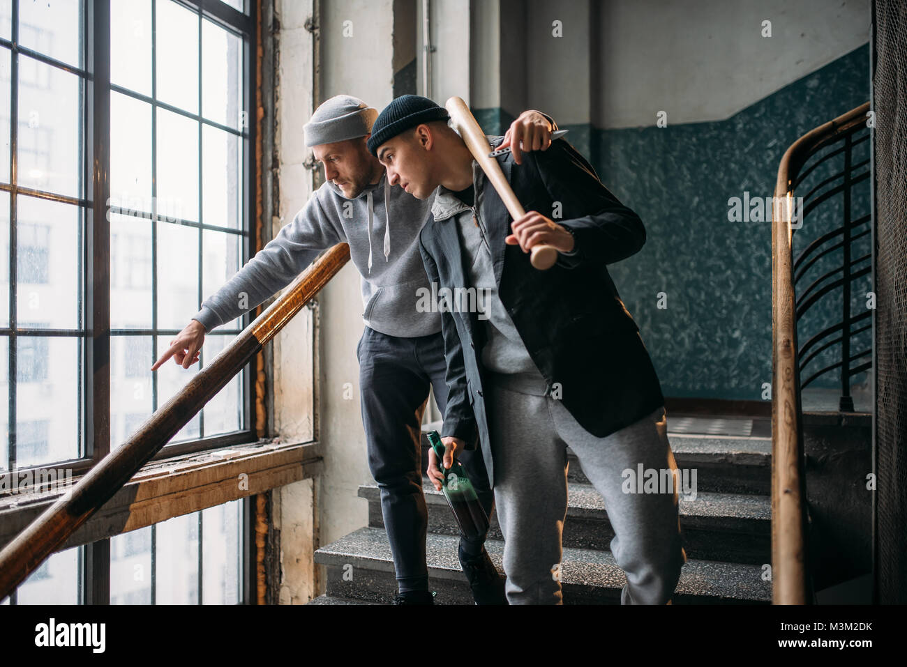 Thiefs attack hi-res stock photography and images - Alamy