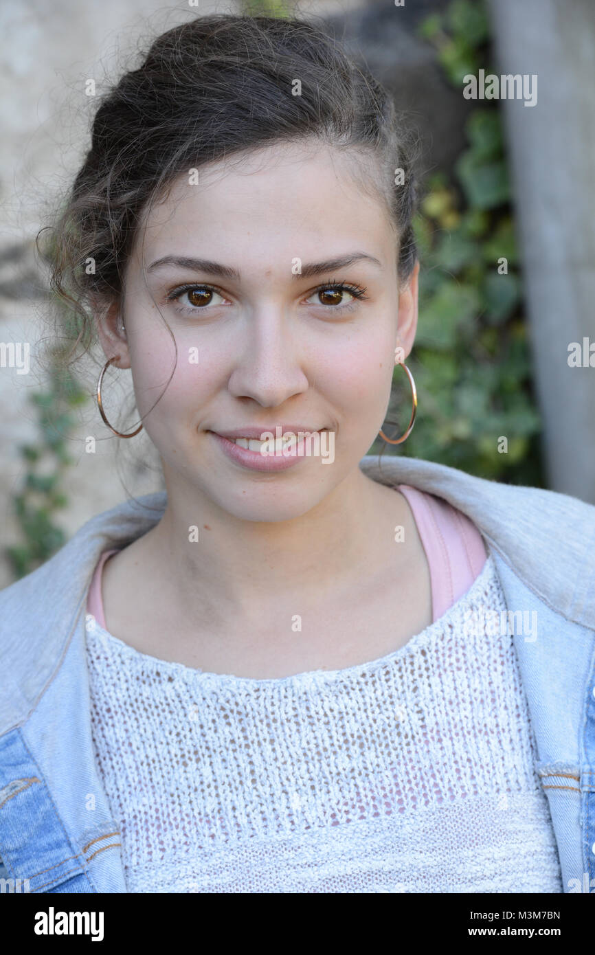 Junge schauspielerin hi-res stock photography and images - Alamy
