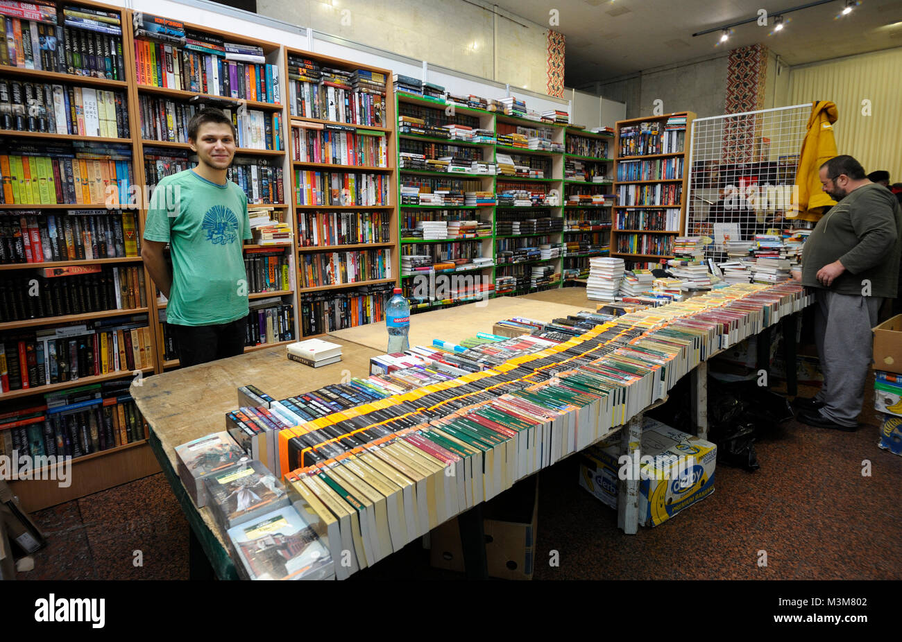 Bookshop counter hi-res stock photography and images - Alamy