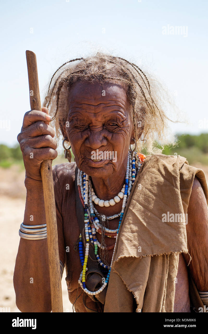 Portrait of elderly woman, arbore tribe - Ethiopia. © Antonio Ciufo ...
