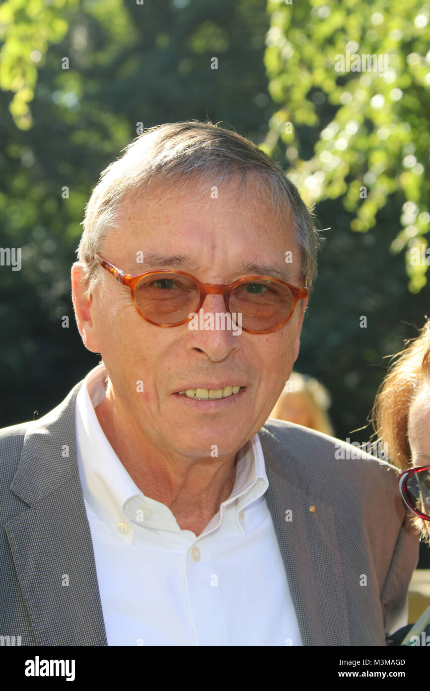 Magold hi-res stock photography and images - Alamy