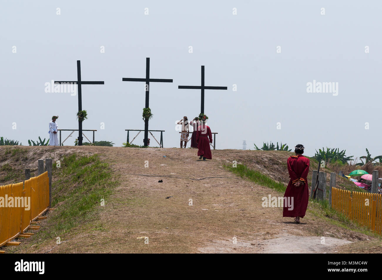 Kreuzigung kreuzigung pampanga hi-res stock photography and images - Alamy