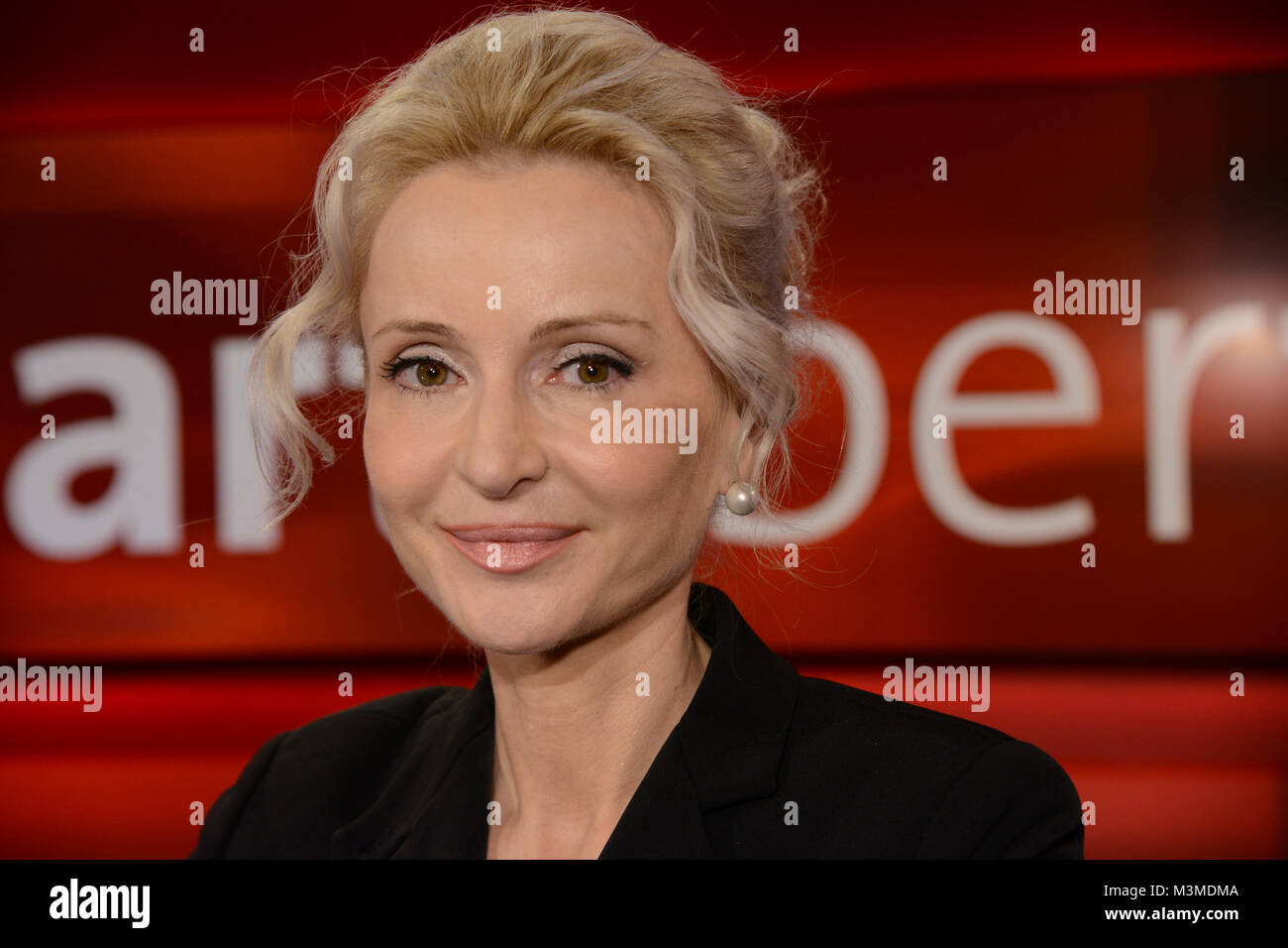 Sandra navidi hi-res stock photography and images - Alamy