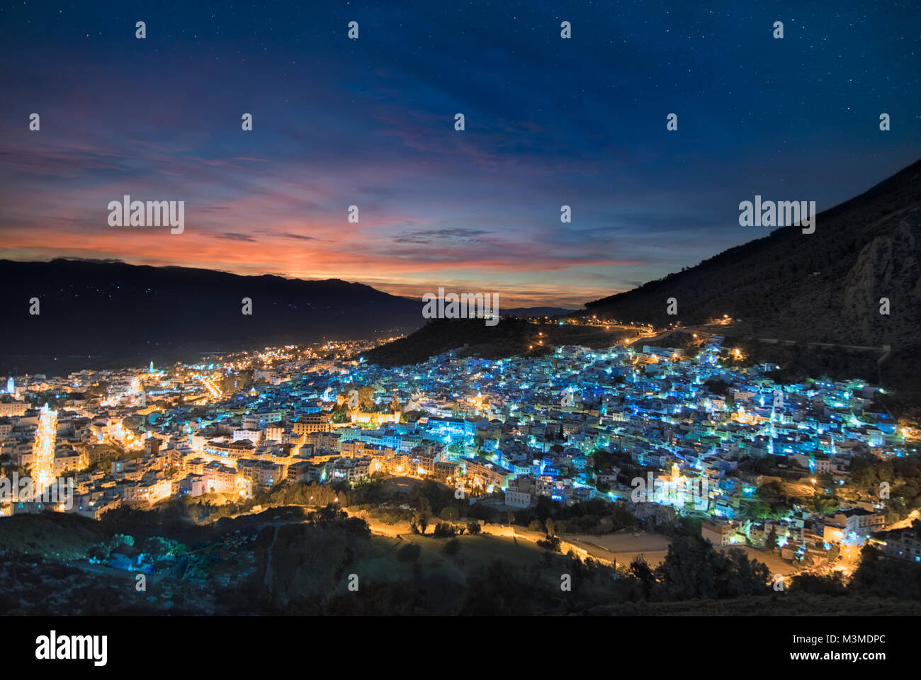 City buildings and city walls and stars hi-res stock photography and ...