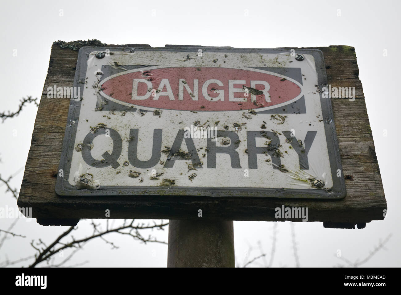 Quarry sign hi-res stock photography and images - Alamy