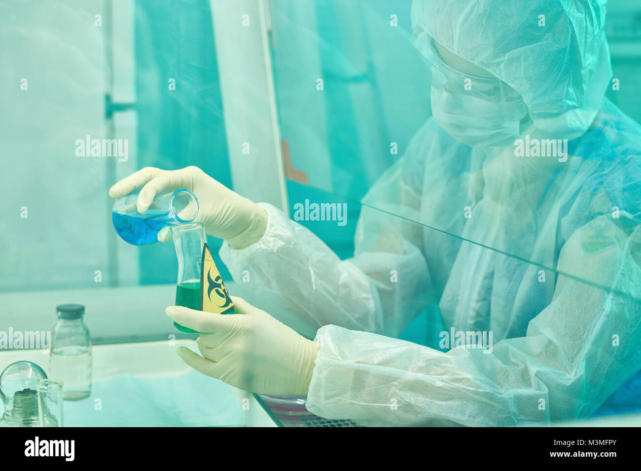Female Scientist Researching Viruses Stock Photo - Alamy