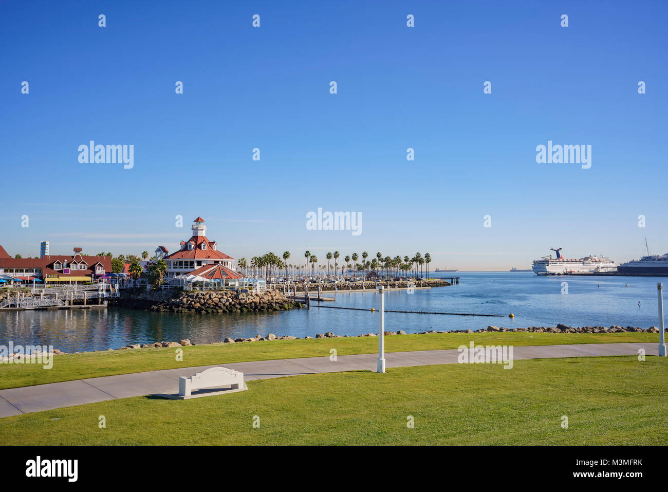 Rainbow harbor lighthouse hi-res stock photography and images - Alamy
