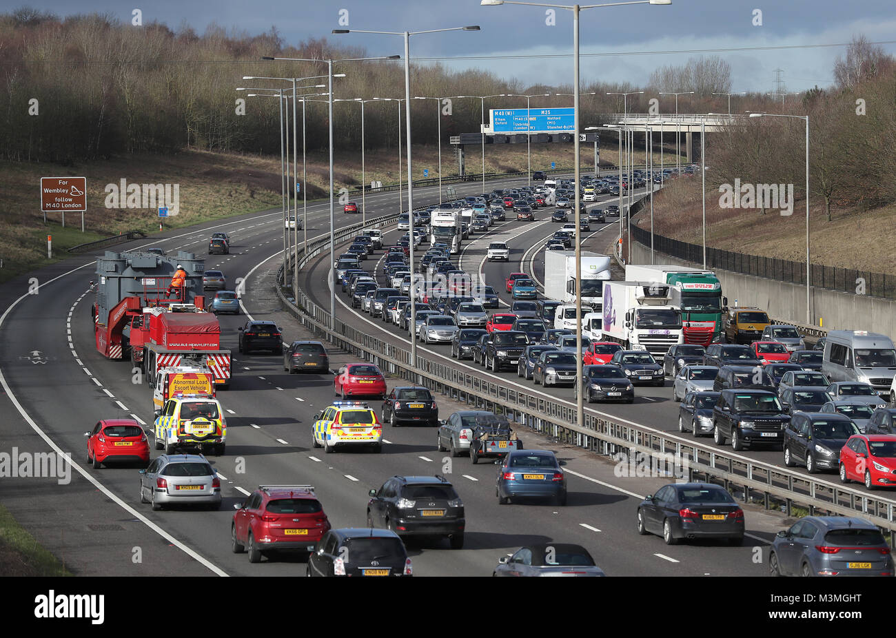 Abnormal load hi-res stock photography and images - Alamy
