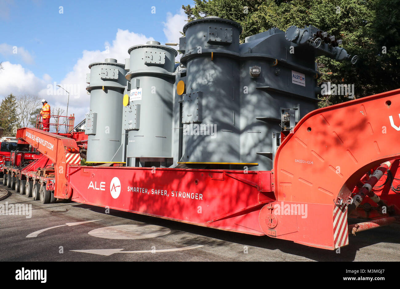 Abnormal load hi-res stock photography and images - Alamy