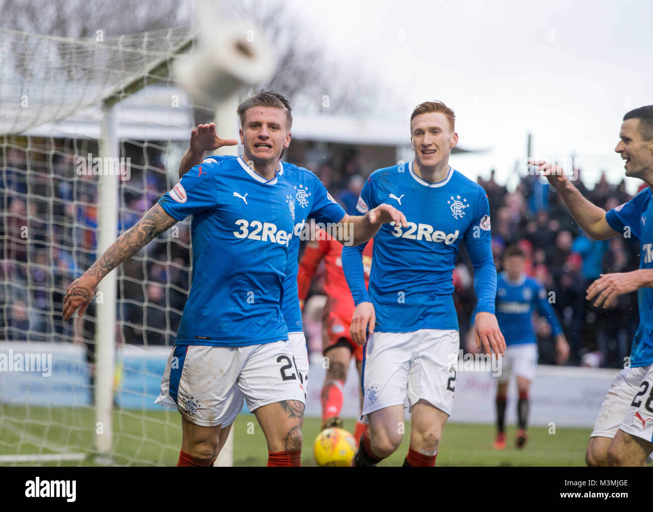 Jason cummings celebrates hi-res stock photography and images - Alamy