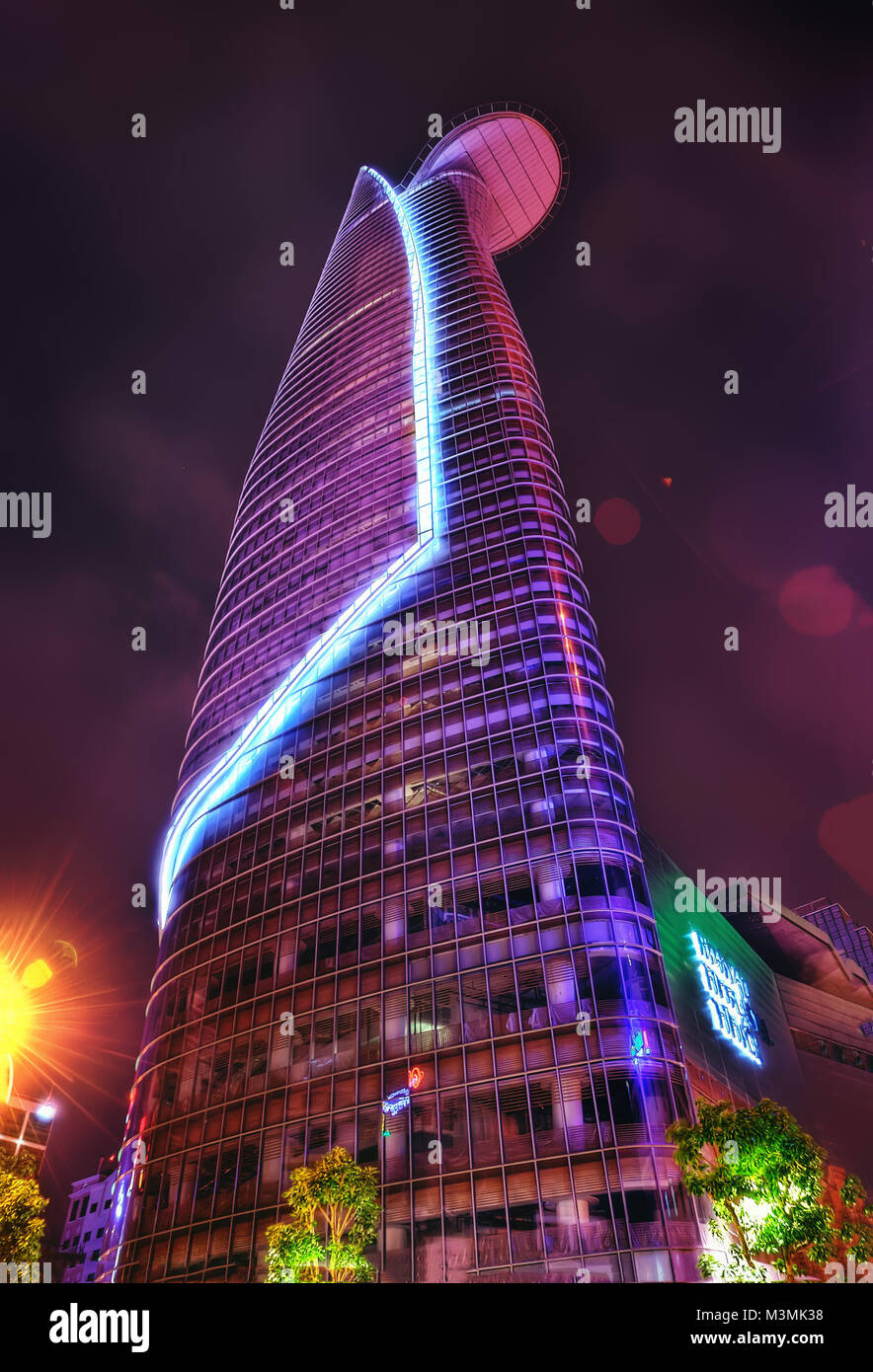 Bitexco financial tower night hi-res stock photography and images - Alamy