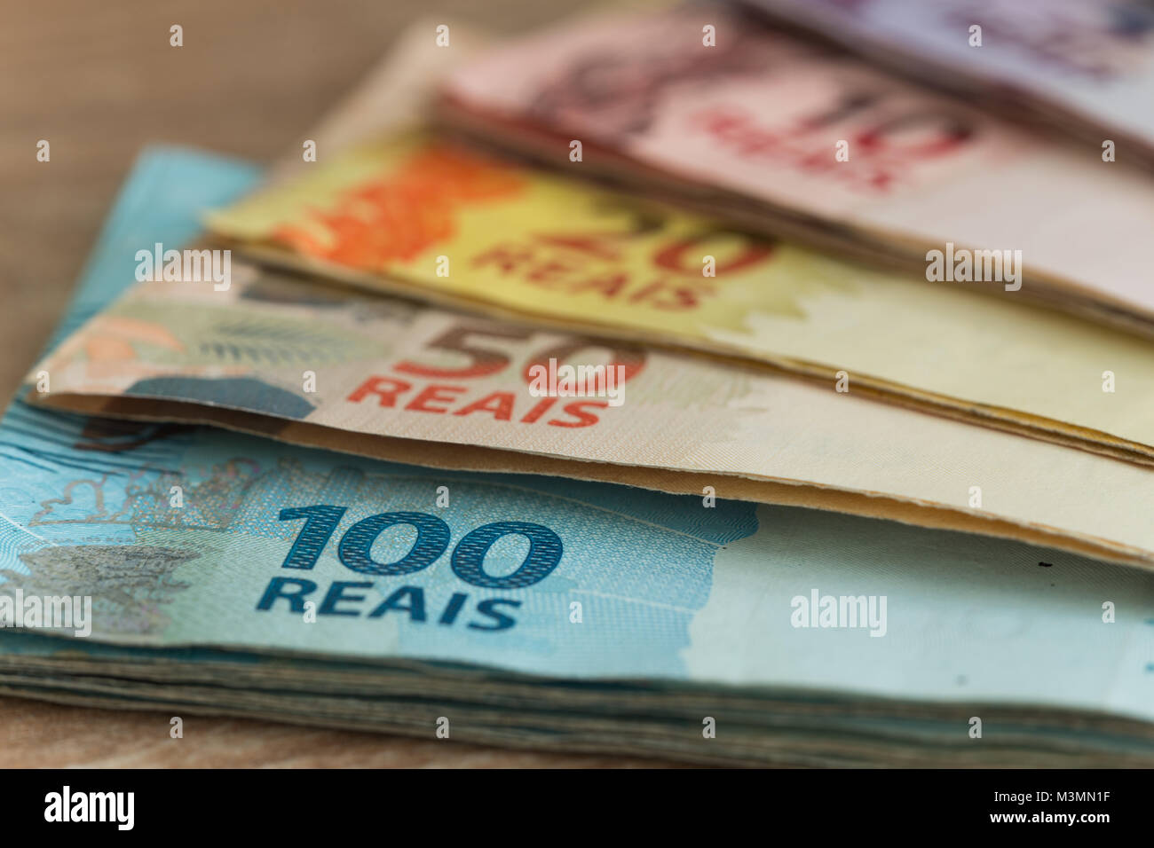 Brazilian money / various denominations of banknotes Stock Photo - Alamy