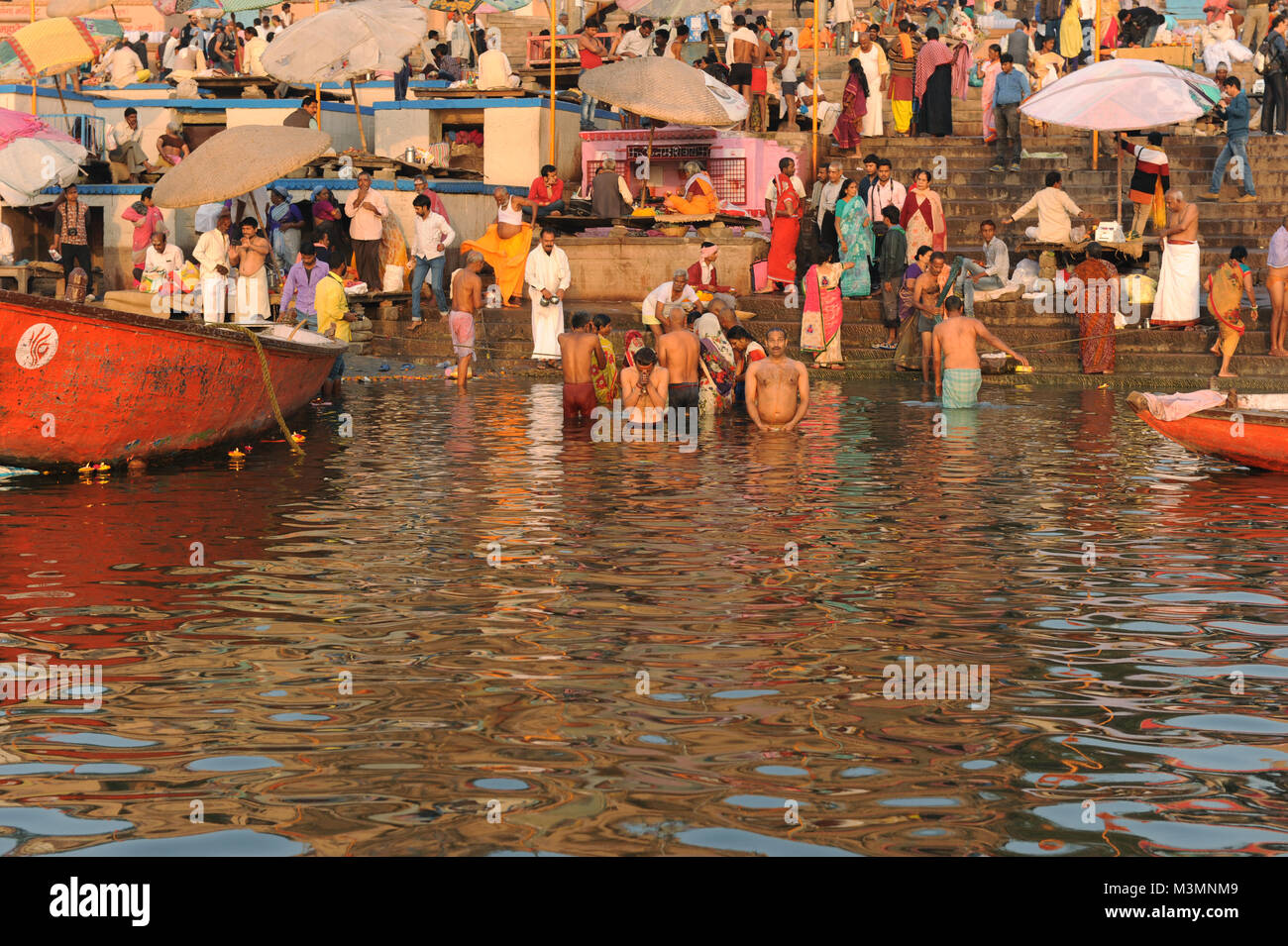 People bath in the river Ganges in Varanasi, India Stock Photo - Alamy