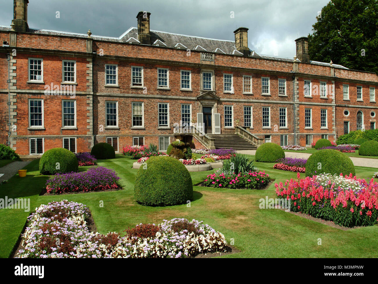 Erddig hi-res stock photography and images - Alamy