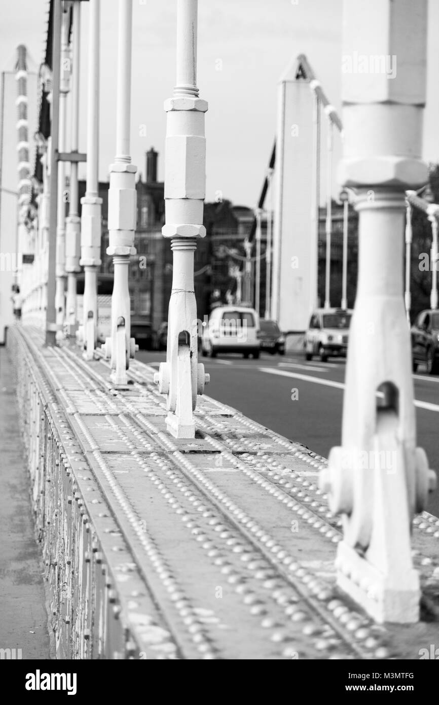 Chelsea bridge, London Stock Photo - Alamy