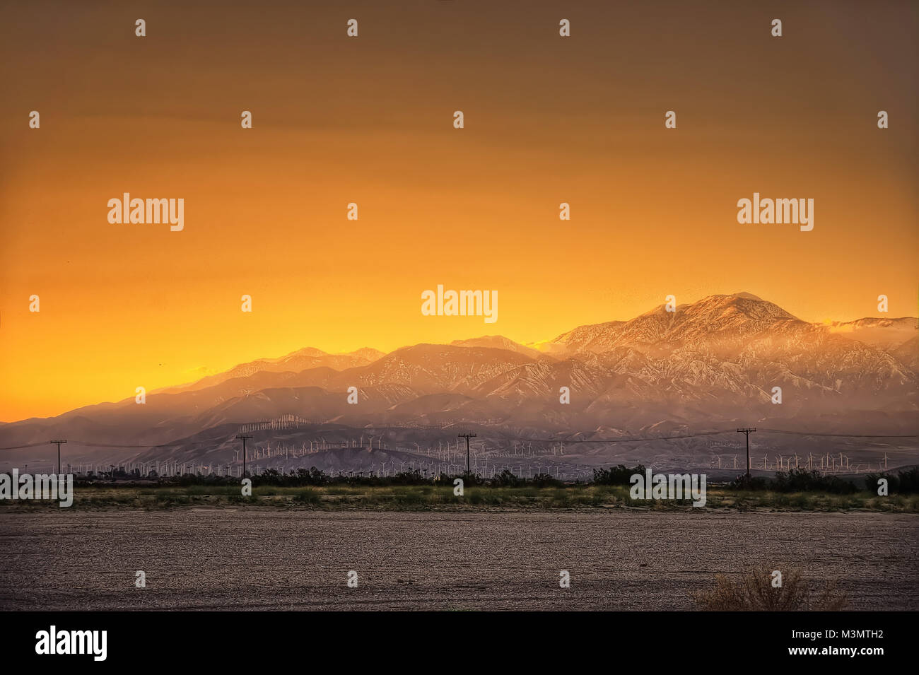 Palm springs sunset hi-res stock photography and images - Alamy