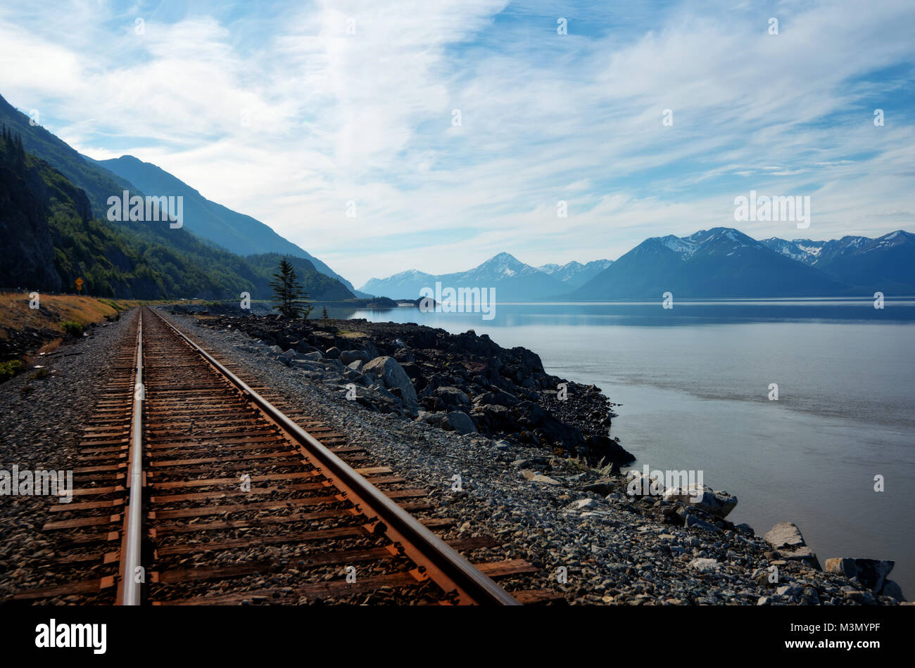 The alaska railroad train winter hi-res stock photography and images ...