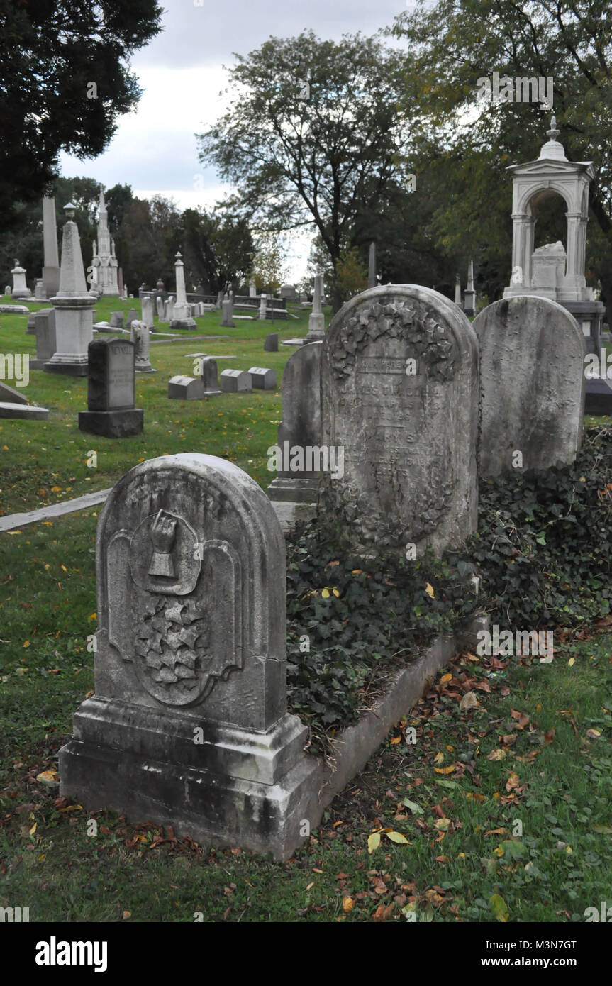 Cemetery landscape hi-res stock photography and images - Alamy