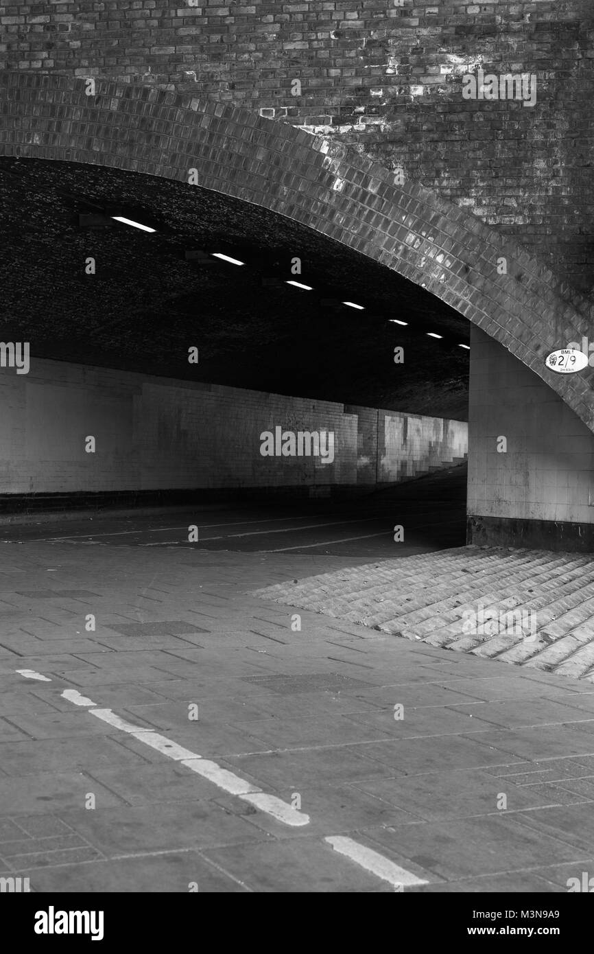 Dark underpass hi-res stock photography and images - Alamy