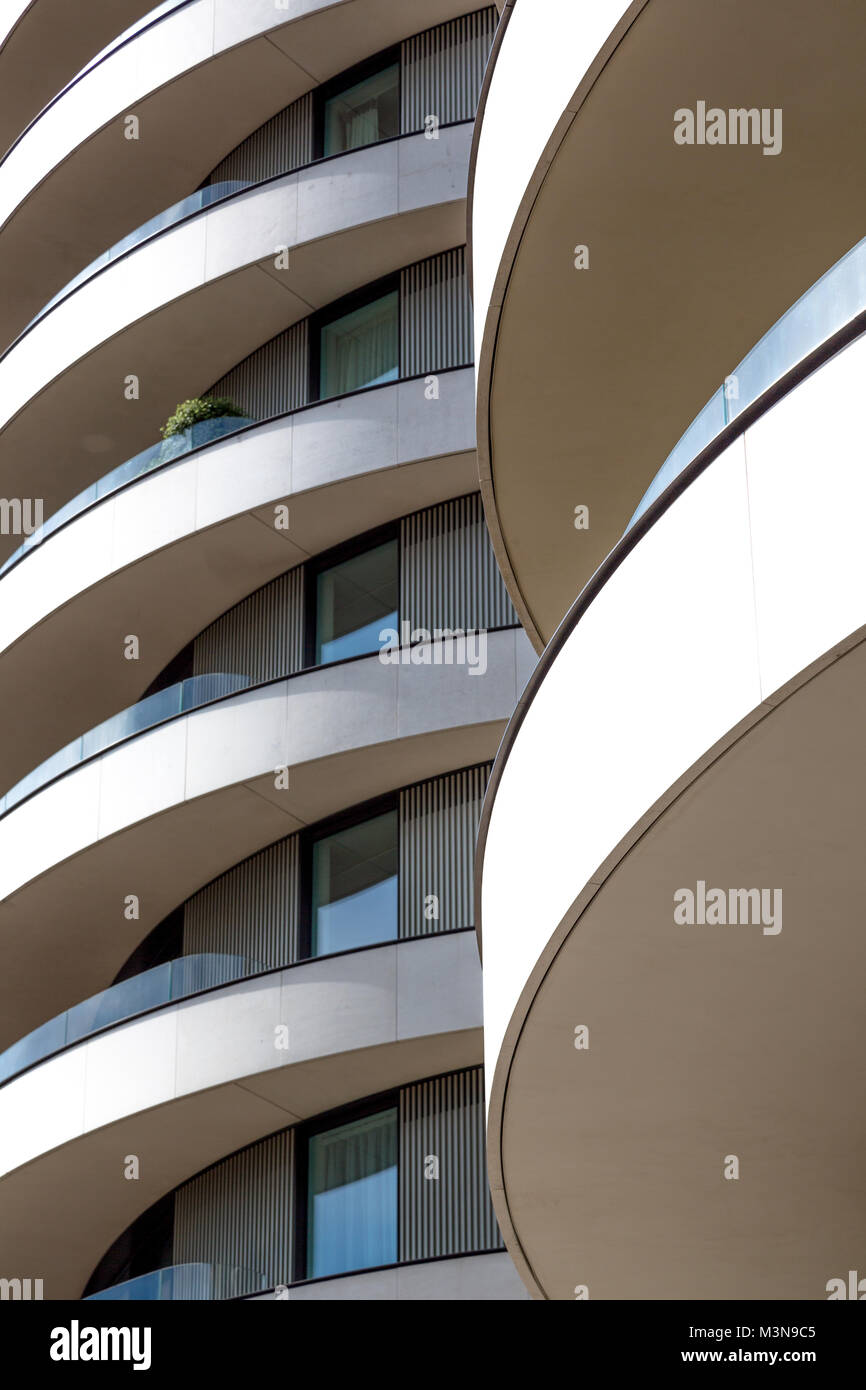 Riverwalk millbank hi-res stock photography and images - Alamy