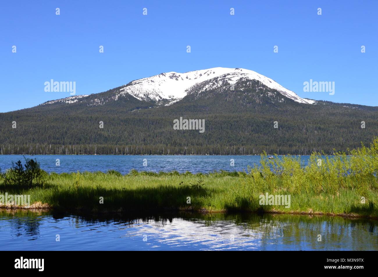 Diamond lake hi-res stock photography and images - Alamy