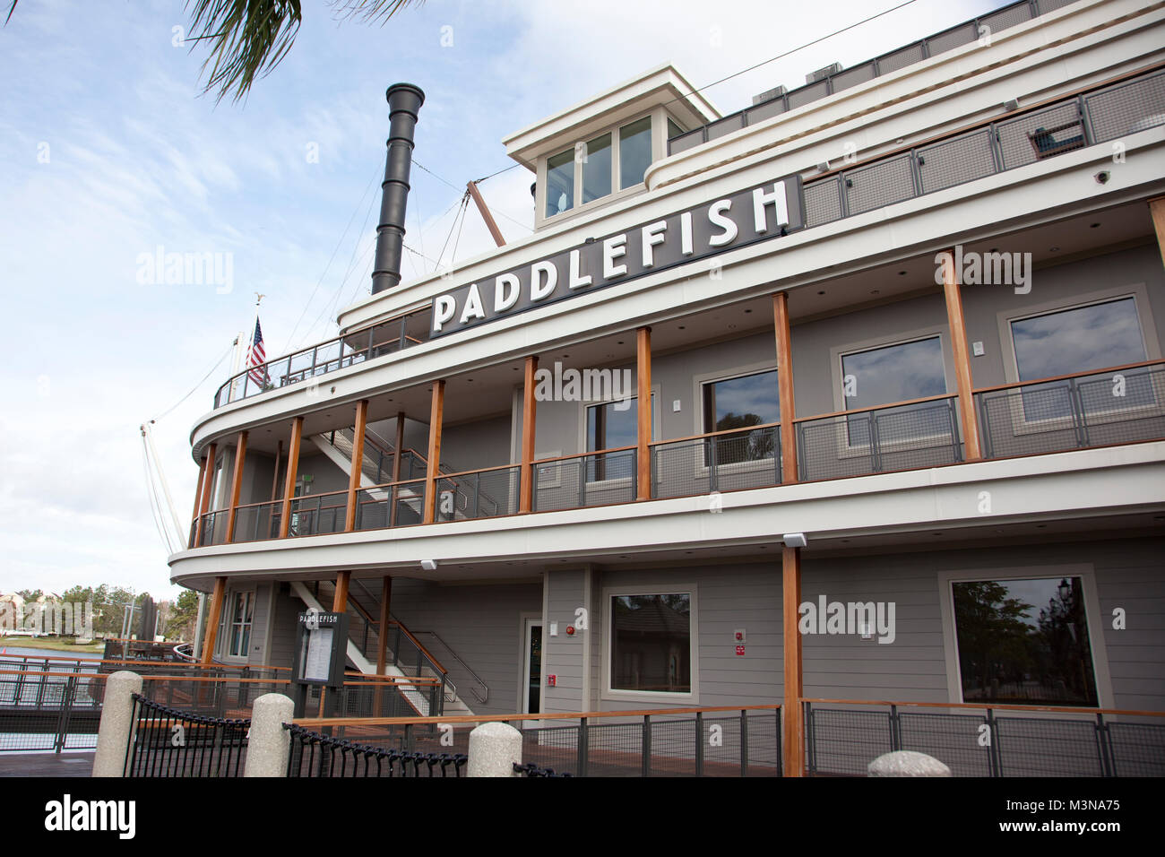Paddlefish hi-res stock photography and images - Alamy