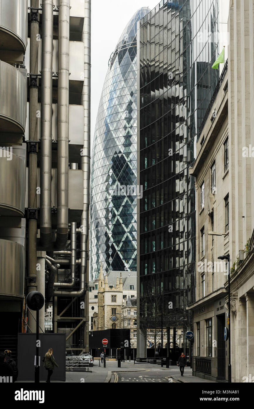 Office skyscraper Lloyd's building, 180 meter office skyscraper 30 St ...