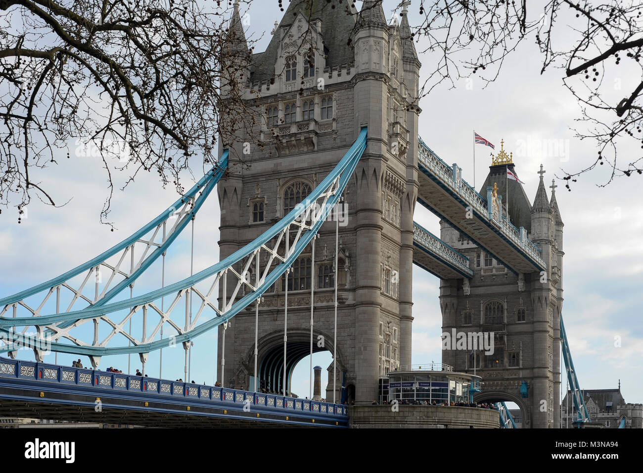 Wolfe barry designed tower bridge hi-res stock photography and images ...