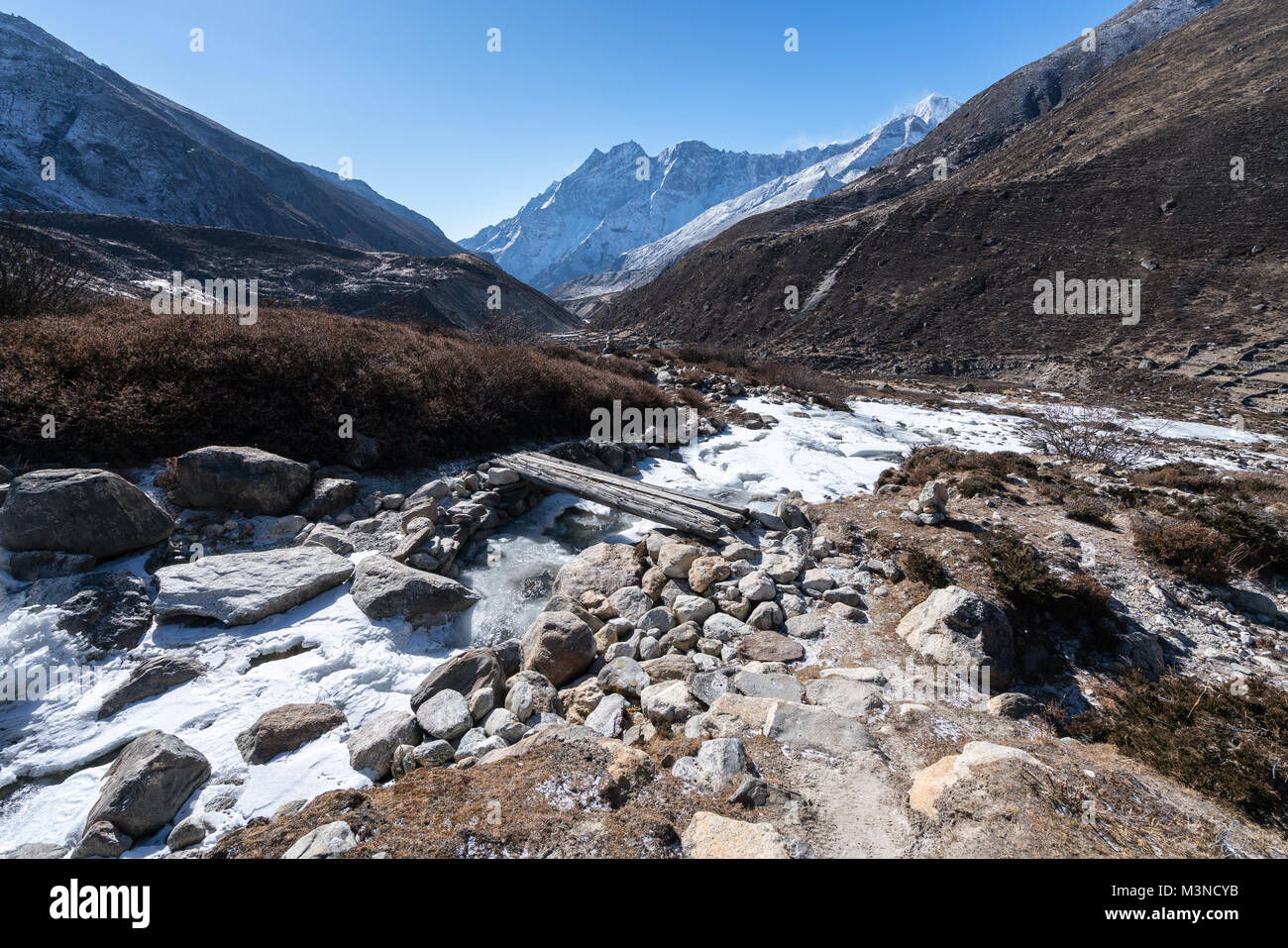 Thame and nepal hi-res stock photography and images - Alamy