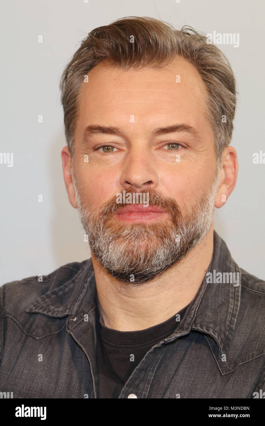 Ole puppe hi-res stock photography and images - Alamy