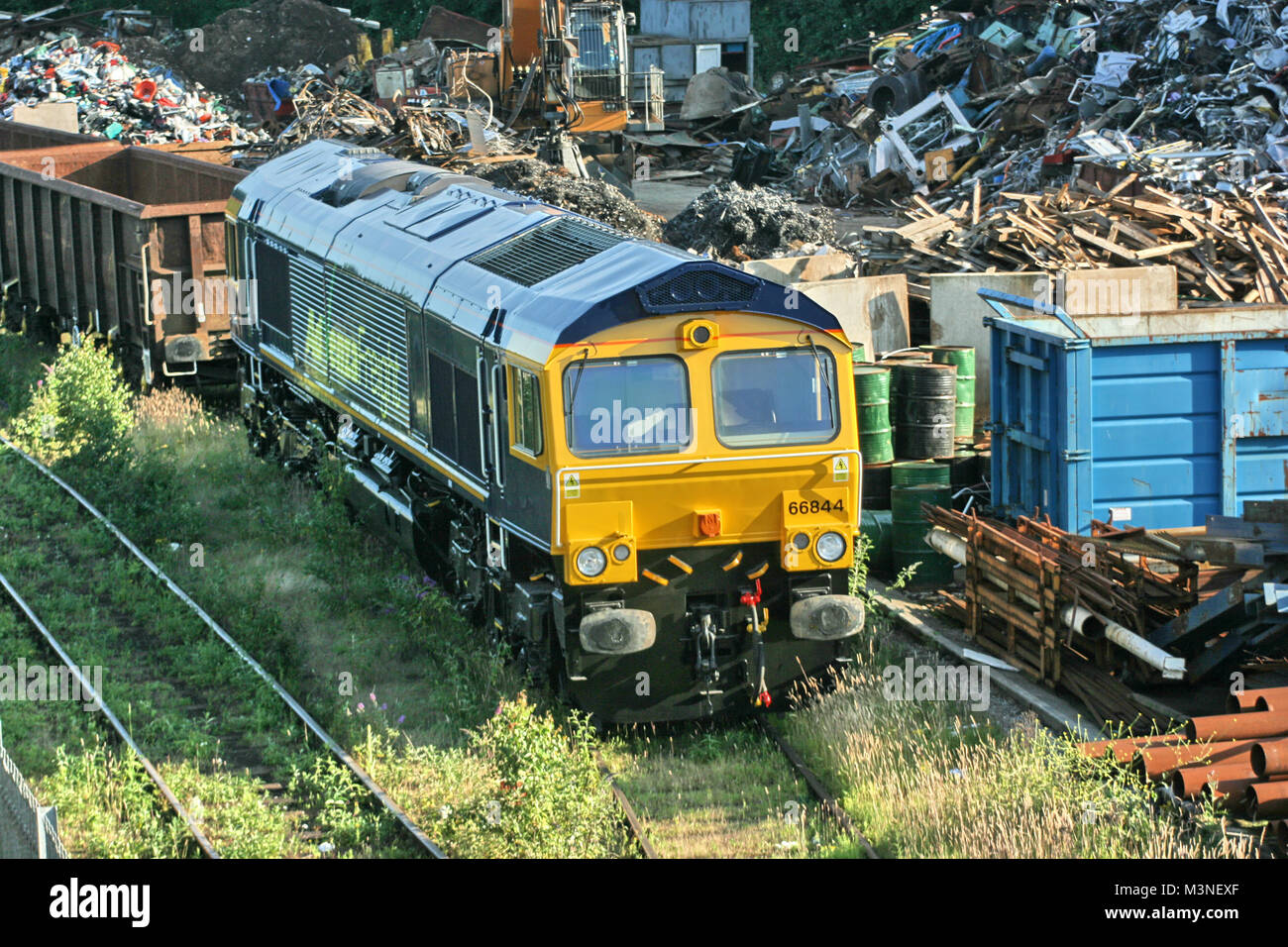 Loco scrapyard hi-res stock photography and images - Alamy