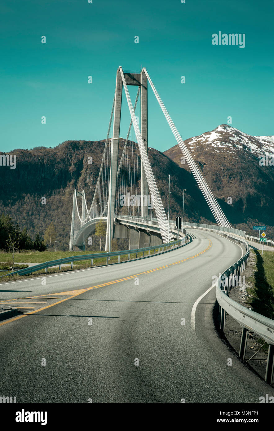 Gjemnessund hi-res stock photography and images - Alamy