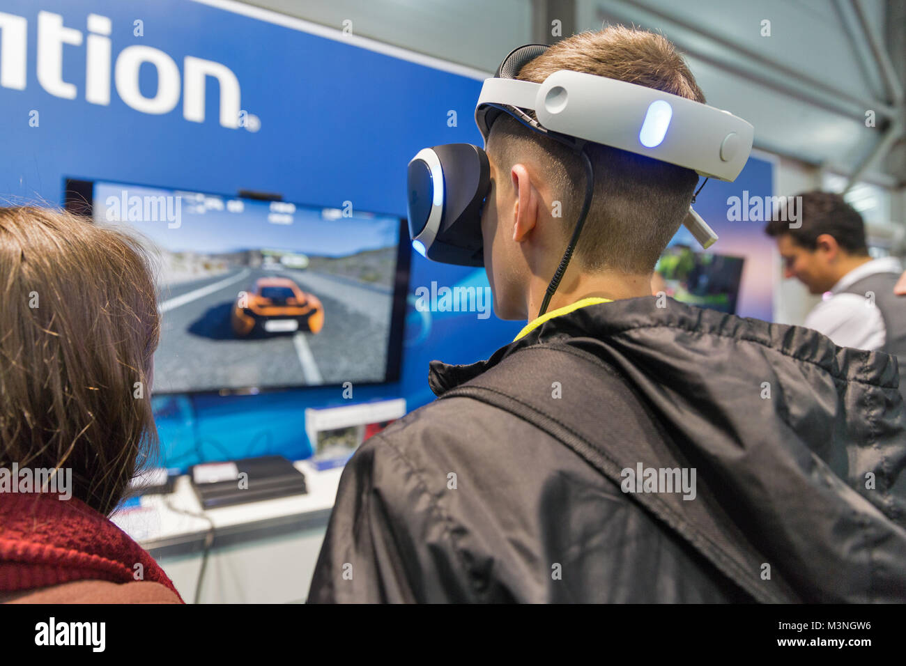 Playstation ps vr headset hi-res stock photography and images - Alamy