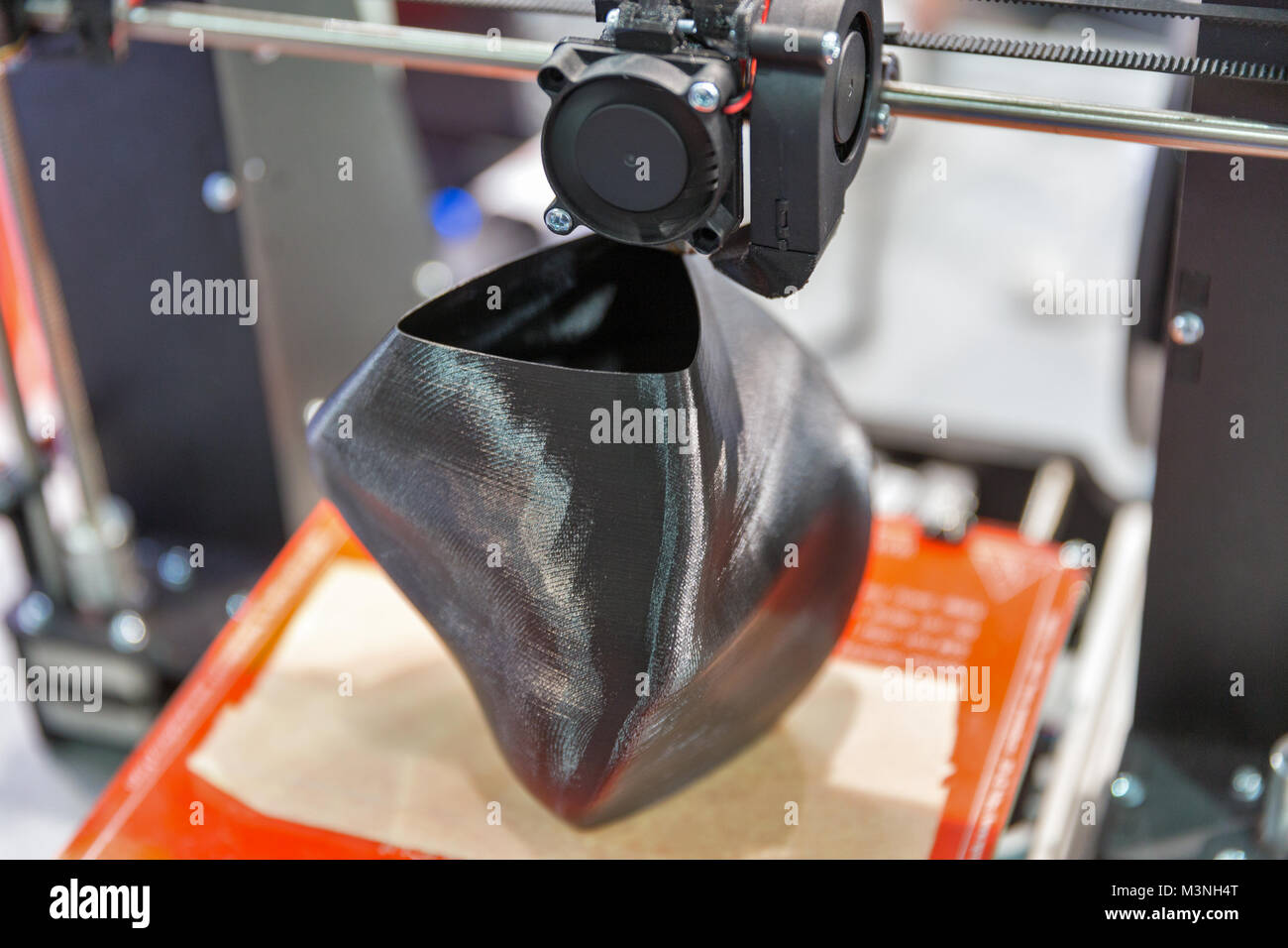 Show 3d printer hi-res stock photography and images - Alamy