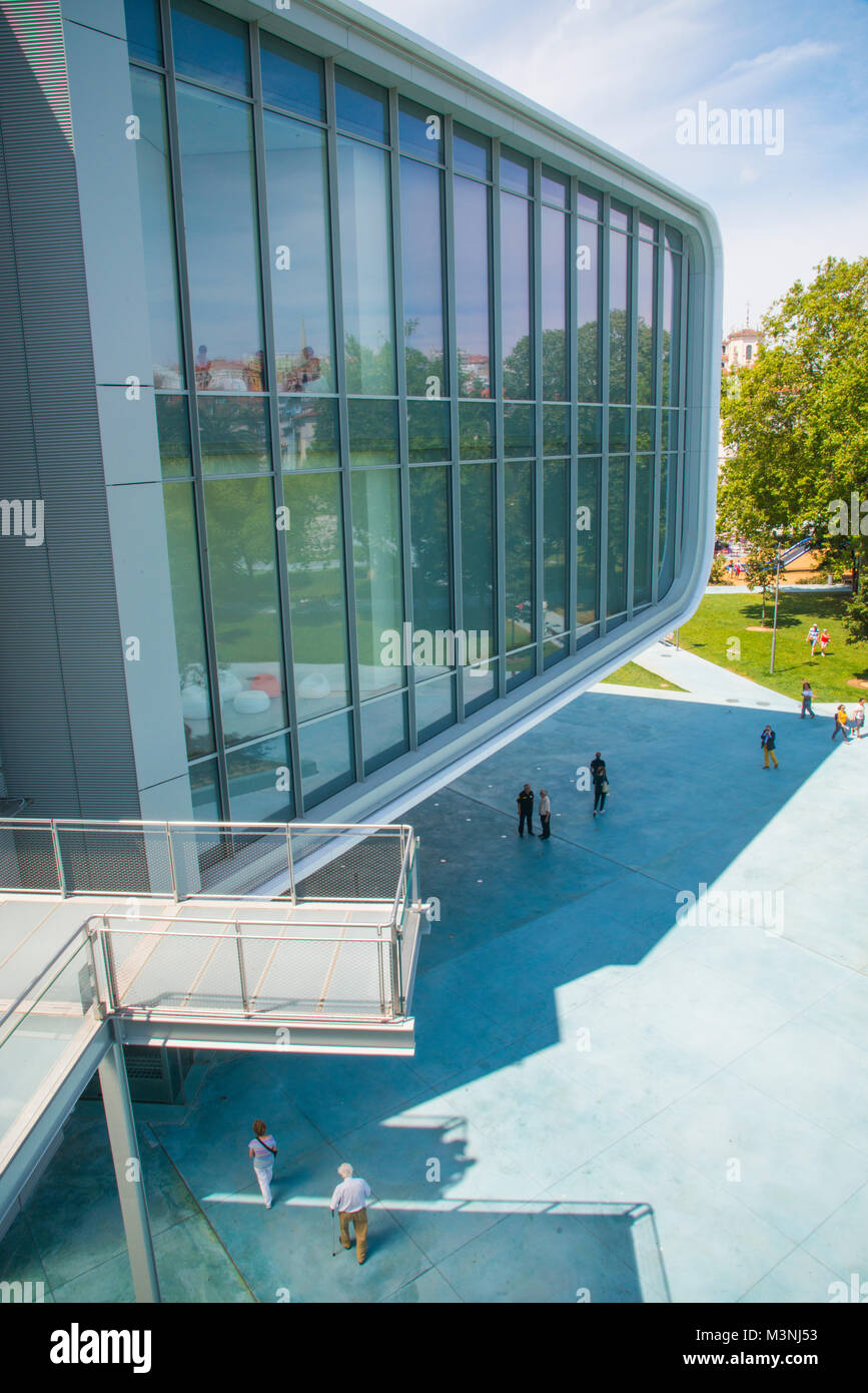 Botin Center, by Renzo Piano. Santander, Spain Stock Photo - Alamy