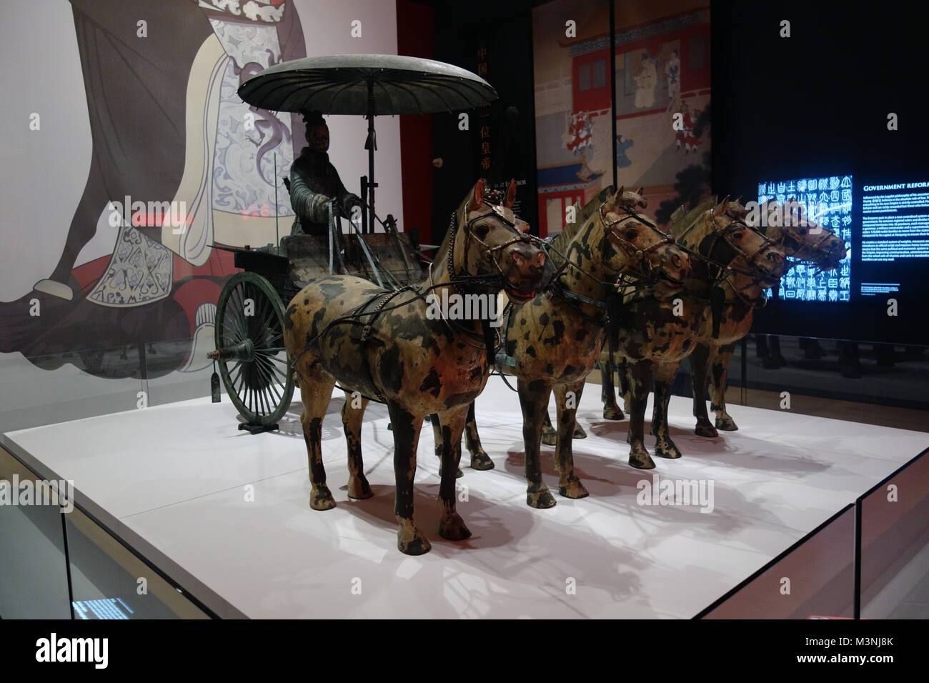 Bronze Replica of the Chariot for China's First Emperor and the ...