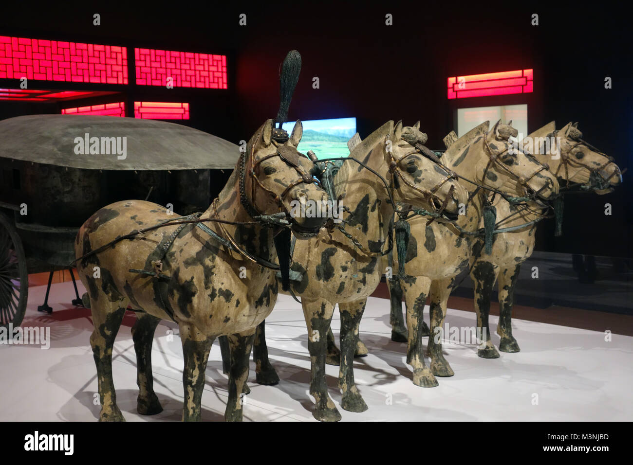 Chinese chariot hi-res stock photography and images - Alamy