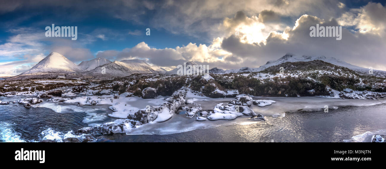 Cuillin walking hi-res stock photography and images - Alamy