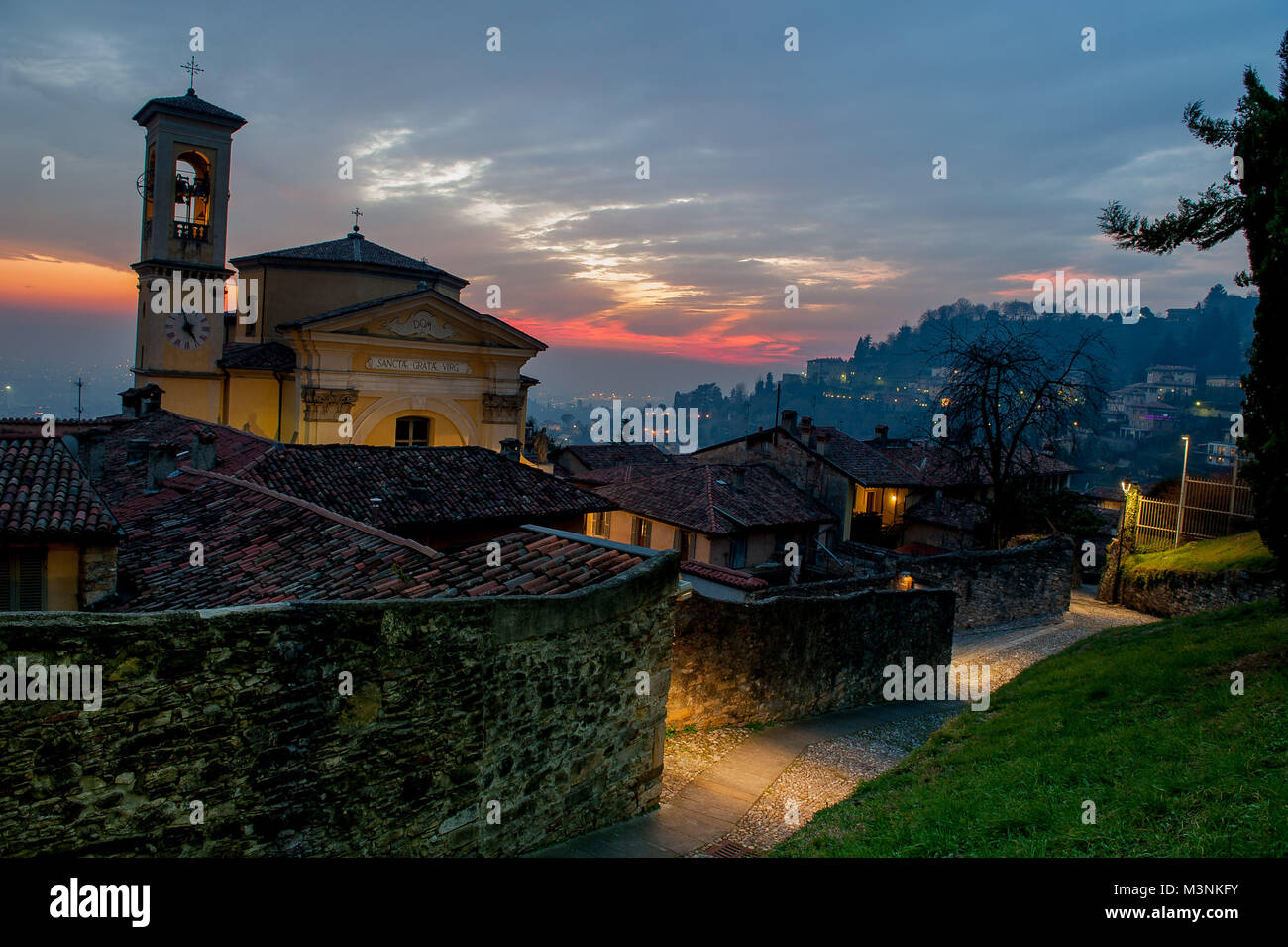 Santa grata hi-res stock photography and images - Alamy