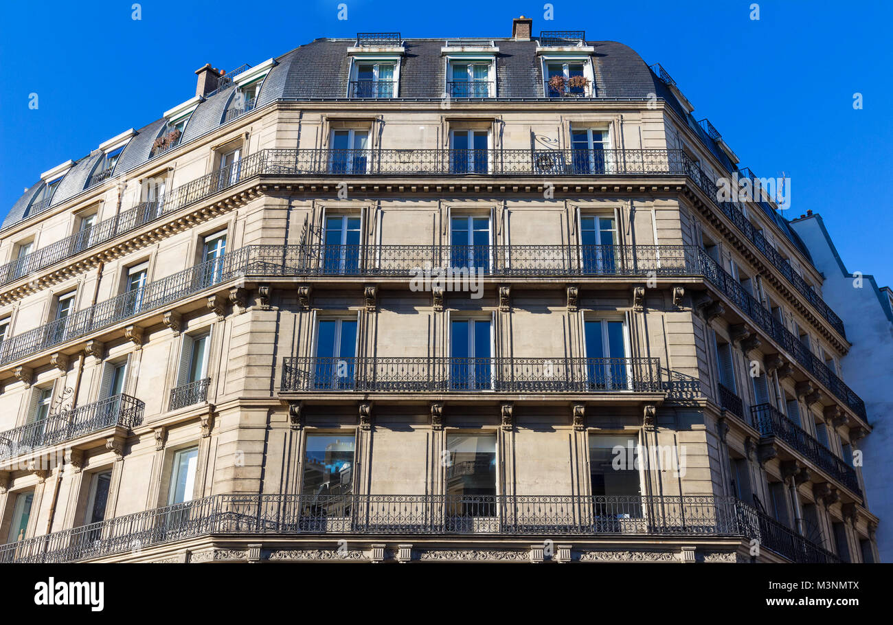 The traditional facade of Parisian building, France Stock Photo - Alamy