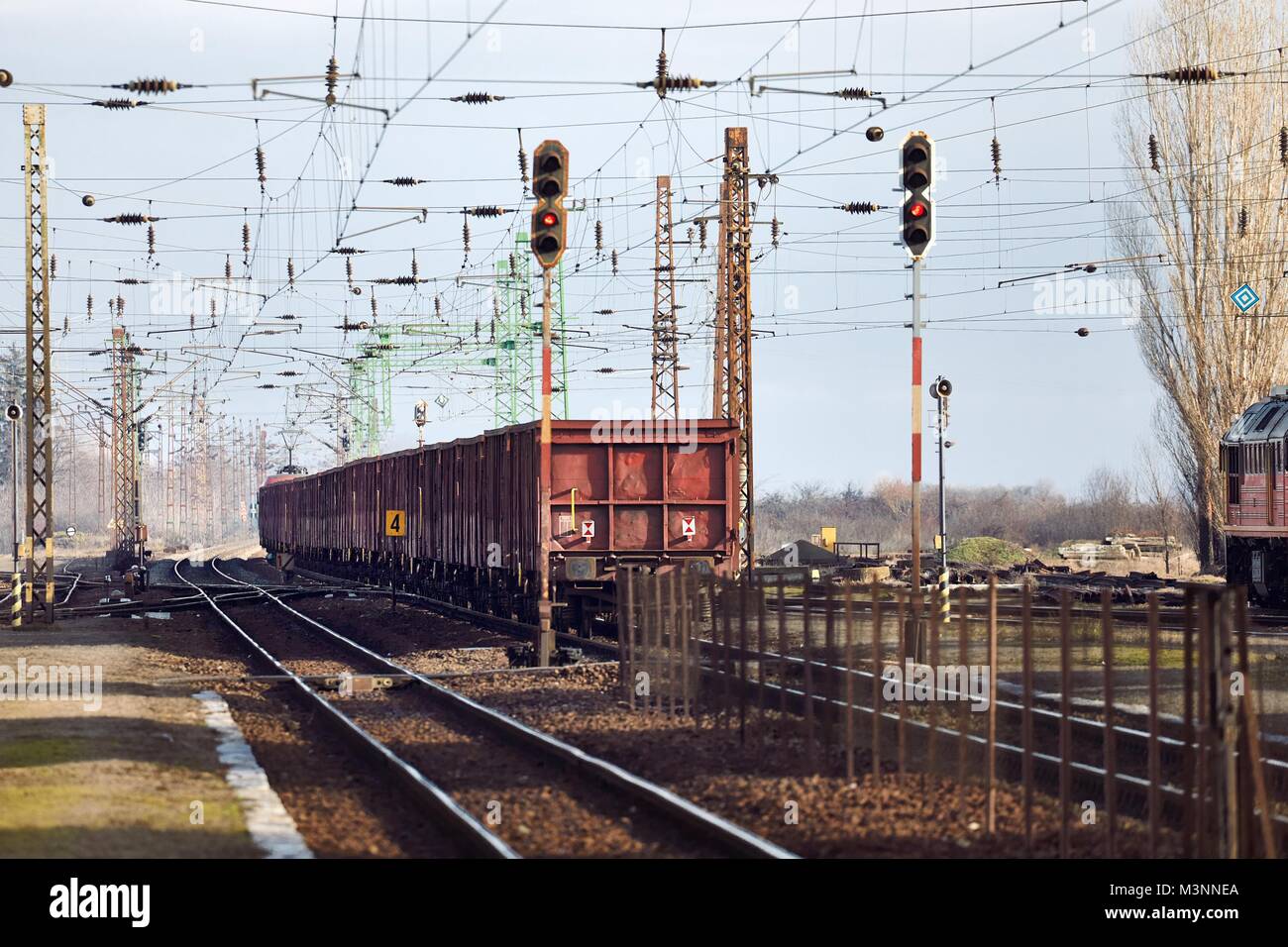 Freight train carriage hi-res stock photography and images - Alamy